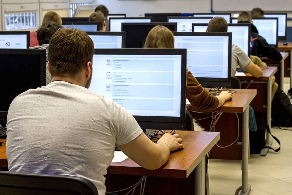 Wiadomości - Informatycy na start! Uczniowie i studenci powalczą o ...