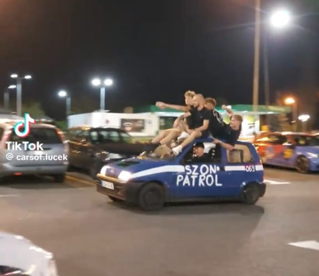 Wiadomości - Internetowy żart czy przemoc psychiczna? "Szon Patrol" w oczach białostockich uczniów